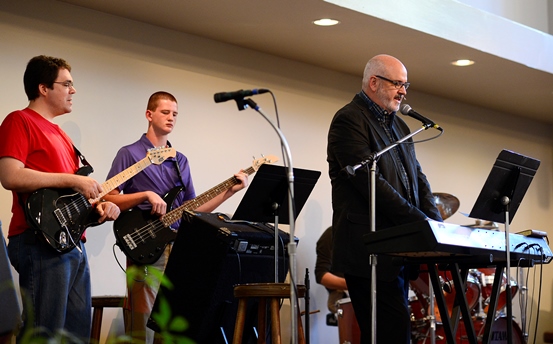 Worship | Christian Assembly Church